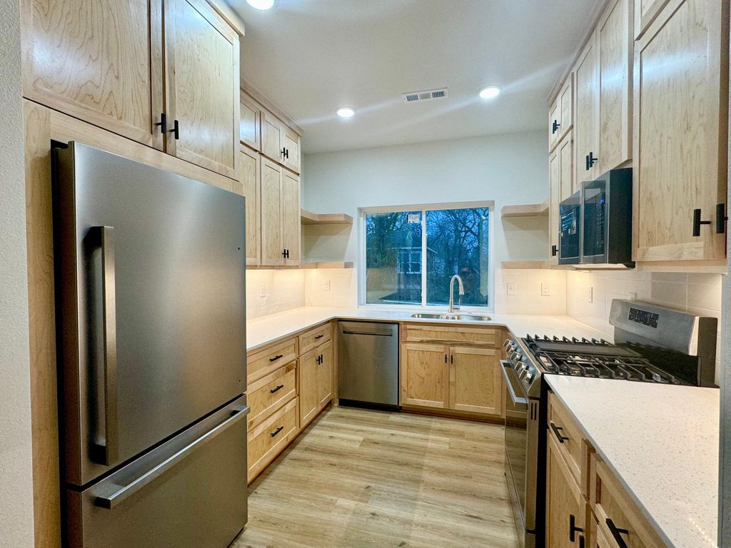 2291 W Wedington Dr #1, Fayetteville, AR 72701 - See Est. Value ...