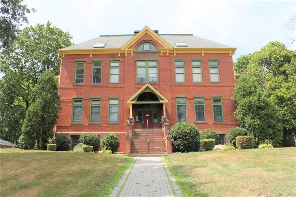 58 Woodley Court #9, Meriden, CT 06450 - See Est. Value, Schools & More