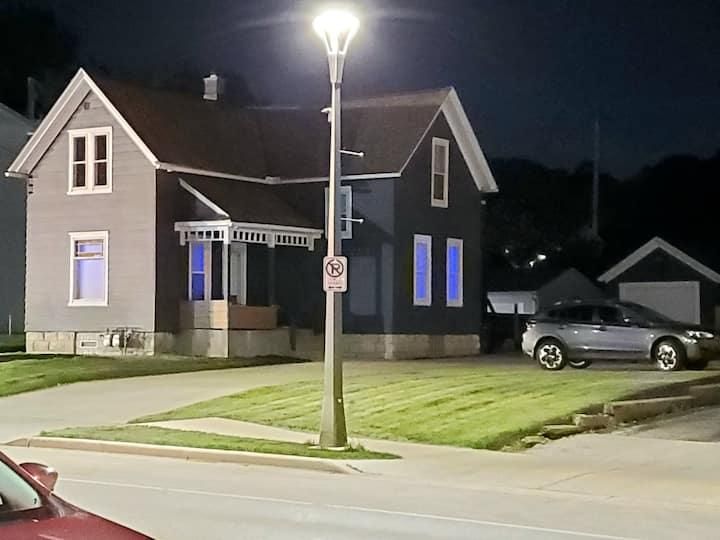 7236 W State St, Wauwatosa, WI 53213 | Trulia