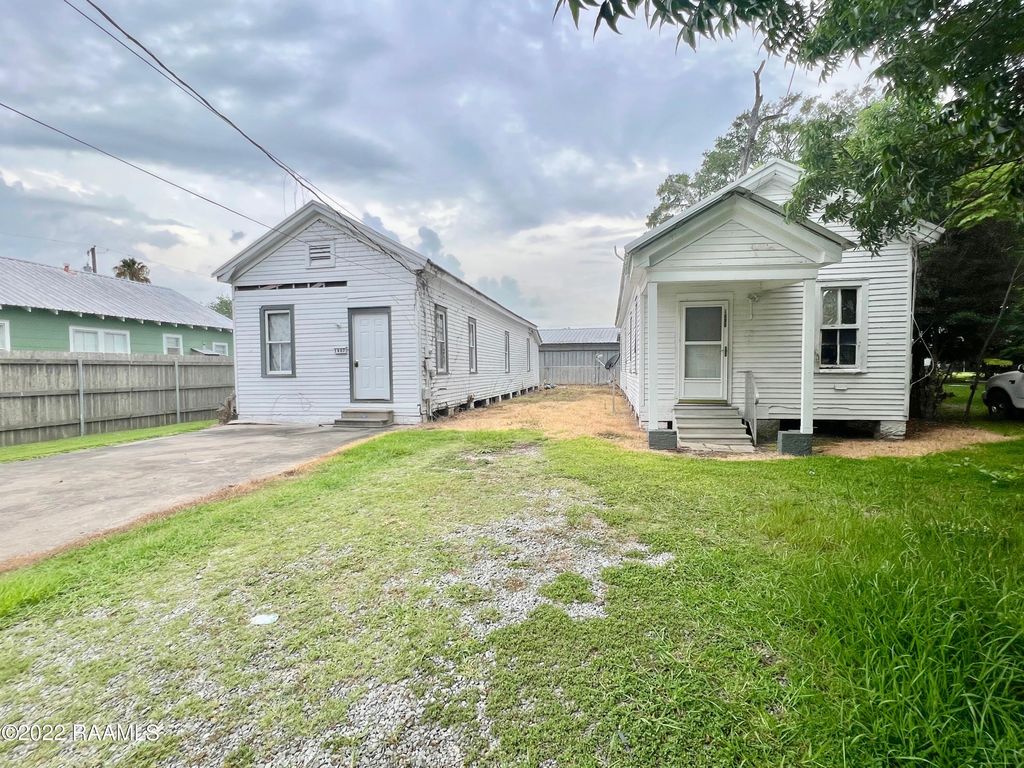 1909 Georgia St, Jeanerette, LA 70544 - See Est. Value, Schools & More