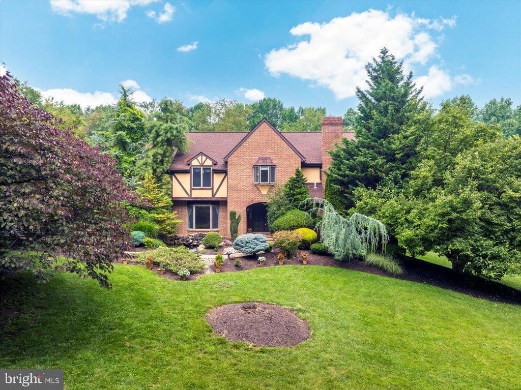 900 Scholl Rd, Pottstown, PA 19465 - See Est. Value, Schools & More