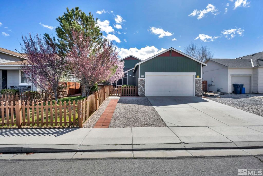 1461 Shadow Ln, Fernley, NV 89408 - See Est. Value, Schools & More