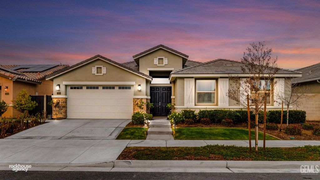 11814 Forsyth Ct, Bakersfield, CA 93311 - See Est. Value, Schools & More