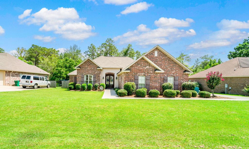 96 Sunline Dr, Petal, MS 39465 - See Est. Value, Schools & More