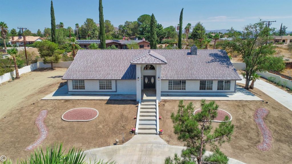 14905 Apple Valley Rd, Apple Valley, CA 92307 - See Est. Value, Schools ...