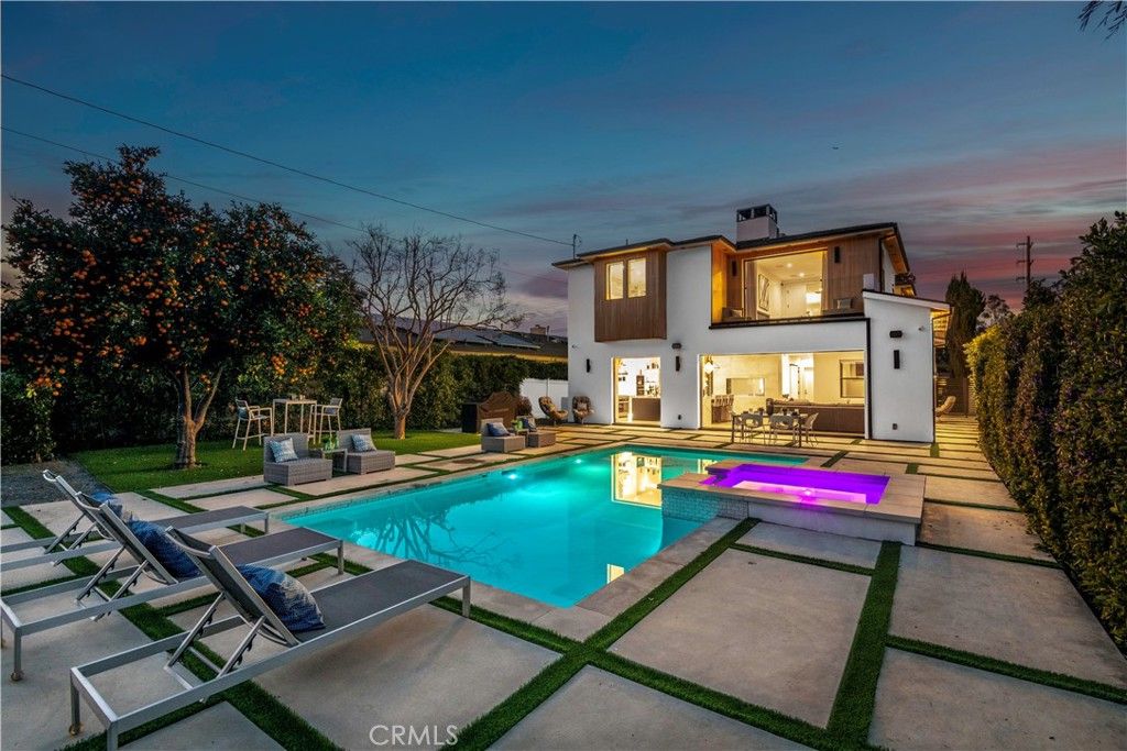 16706 Magnolia Blvd, Encino, CA 91436 | MLS# SR24071273 | Trulia