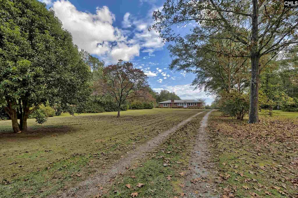 2105 Chain Gang Rd, Eastover, SC 29044 - See Est. Value, Schools & More