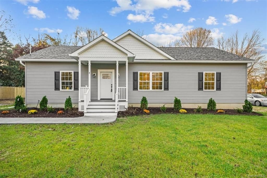 7 Myrtle Avenue, Walden, NY 12586 - See Est. Value, Schools & More