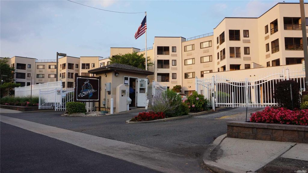 725 Miller Avenue #239, Freeport, NY 11520 - See Est. Value, Schools & More