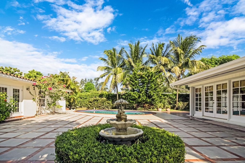 8101 SW 64th St, Miami, FL 33143 - See Est. Value, Schools & More