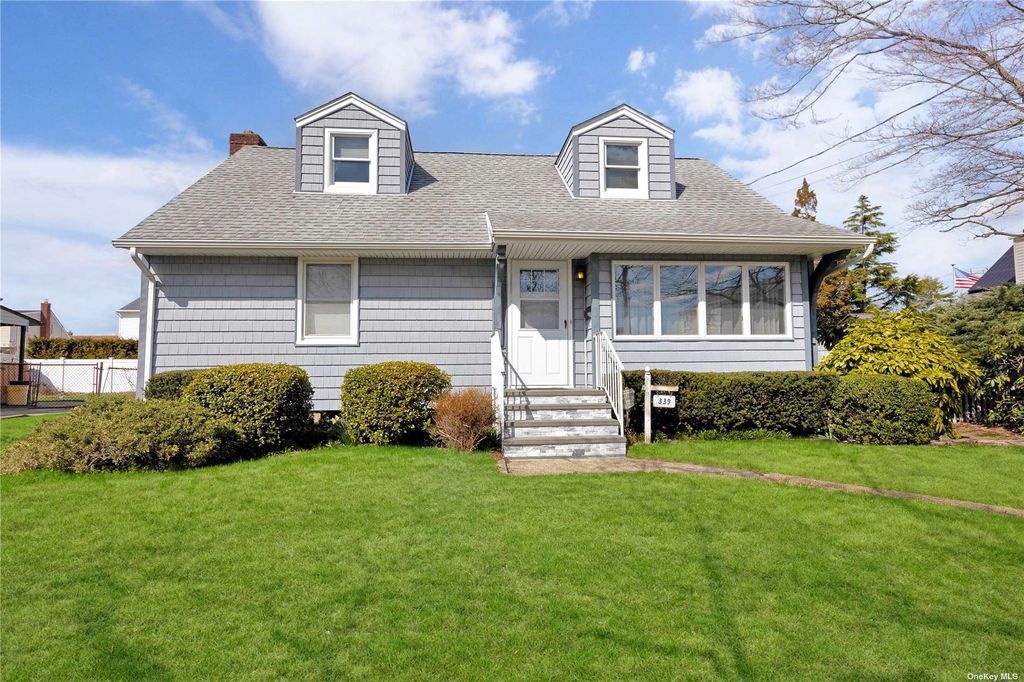 339 N Iowa Avenue, Massapequa, NY 11758 | Trulia