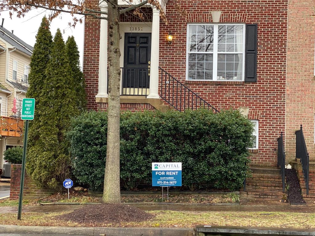 13851 Palisades St, Woodbridge, VA 22191 - See Est. Value, Schools & More