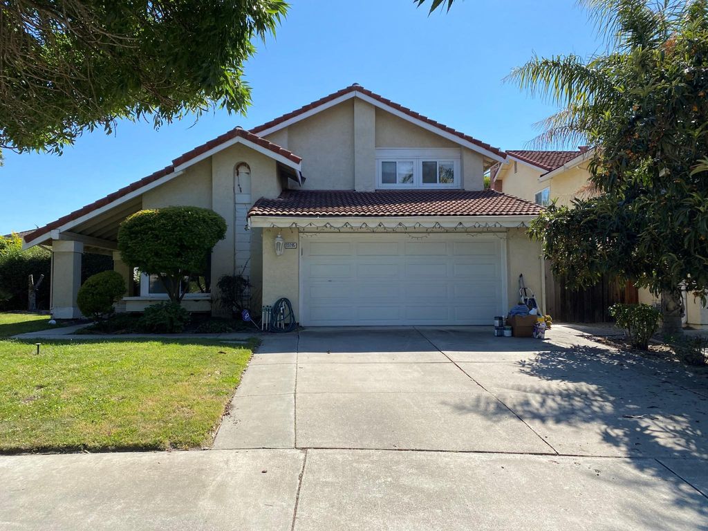 33265 Falcon Dr, Fremont, CA 94555 - See Est. Value, Schools & More