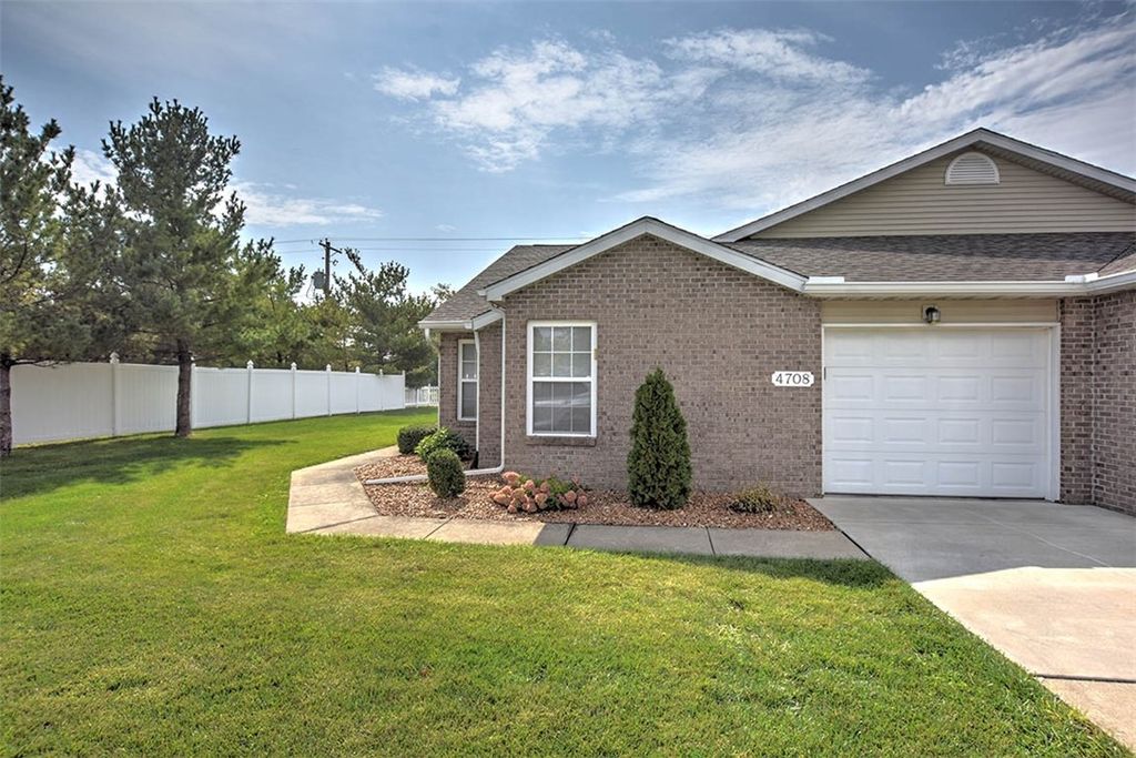 4708 Arbor Ct, Decatur, IL 62526 - See Est. Value, Schools & More