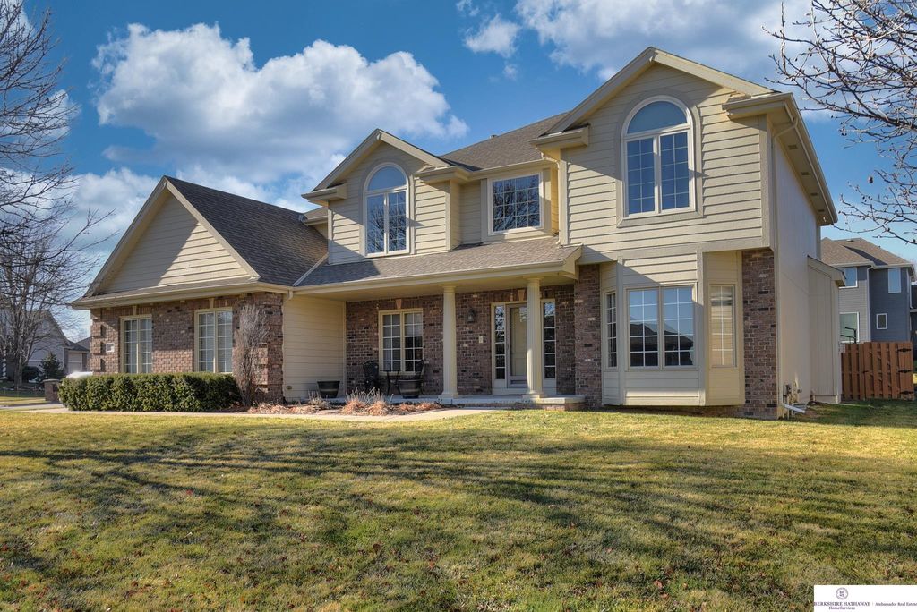 16204 Jaynes St, Omaha, NE 68116 | Trulia