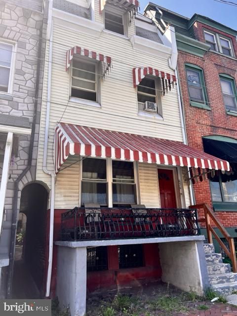 656 N 6th St, Reading, PA 19601 - See Est. Value, Schools & More