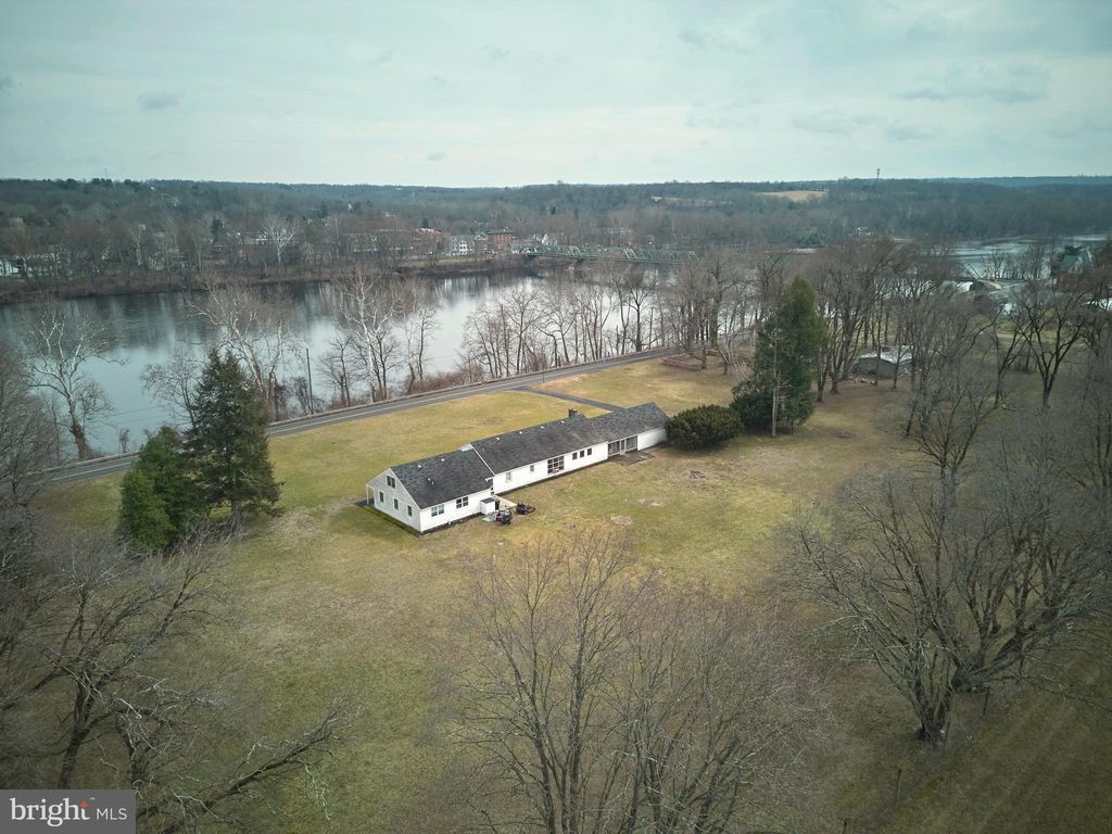 1089 River Rd, Erwinna, PA 18920 - See Est. Value, Schools & More