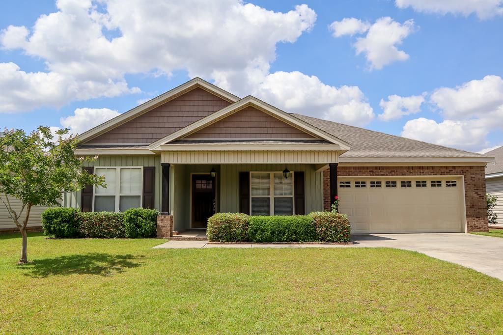 105 Danny Ln, Dothan, AL 36301 - See Est. Value, Schools & More
