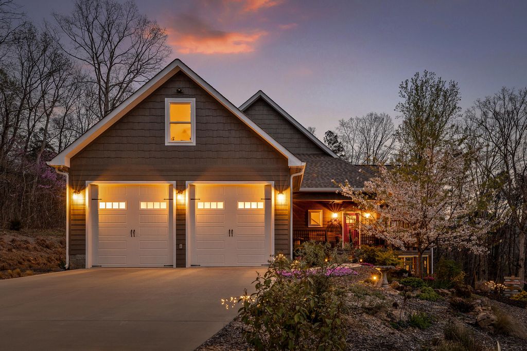 400 Myers Ave, Guild, TN 37340 - See Est. Value, Schools & More