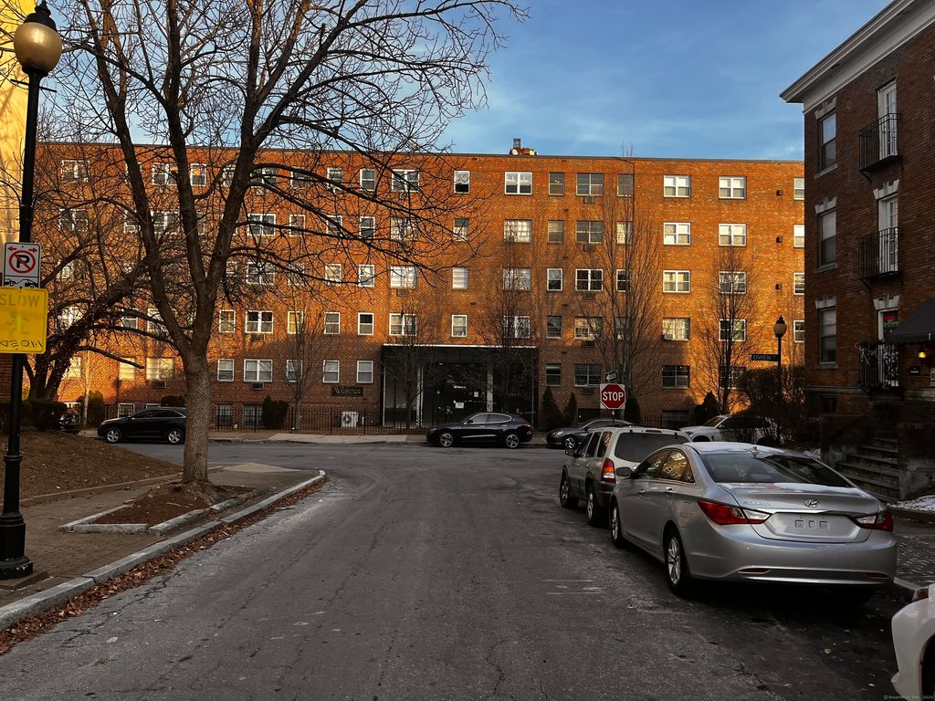 40 Owen Street APT D11, Hartford, CT 06105 - See Est. Value, Schools & More