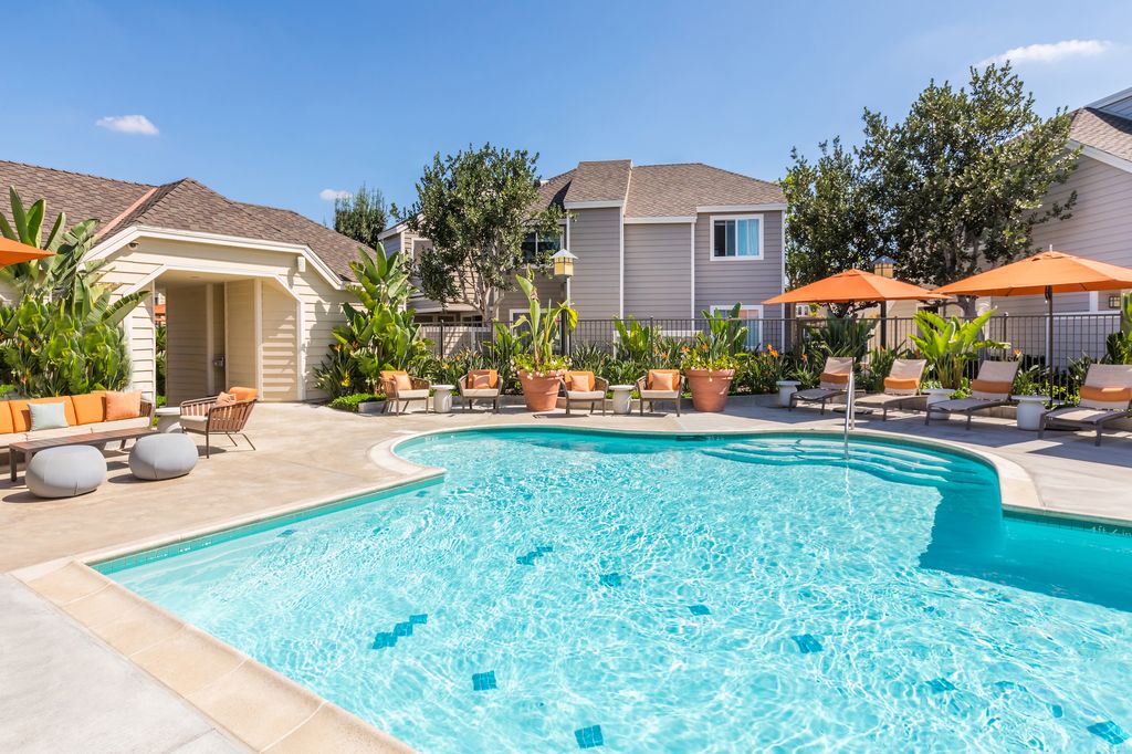 97 Hearthstone #1-205, Irvine, CA 92606 - See Est. Value, Schools & More