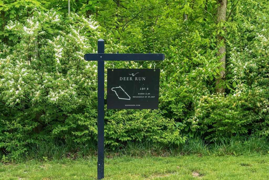 4200 Deer Run Ct, Dublin, OH 43017 - See Est. Value, Schools & More