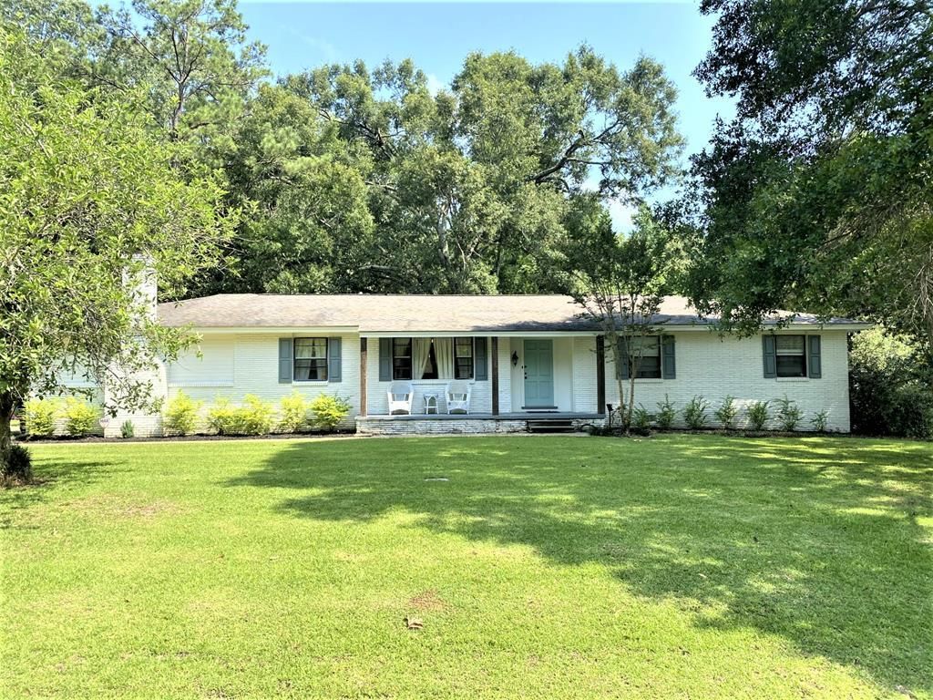 205 Hurricane Rd, Natchez, MS 39120 | MLS# 20242592 | Trulia