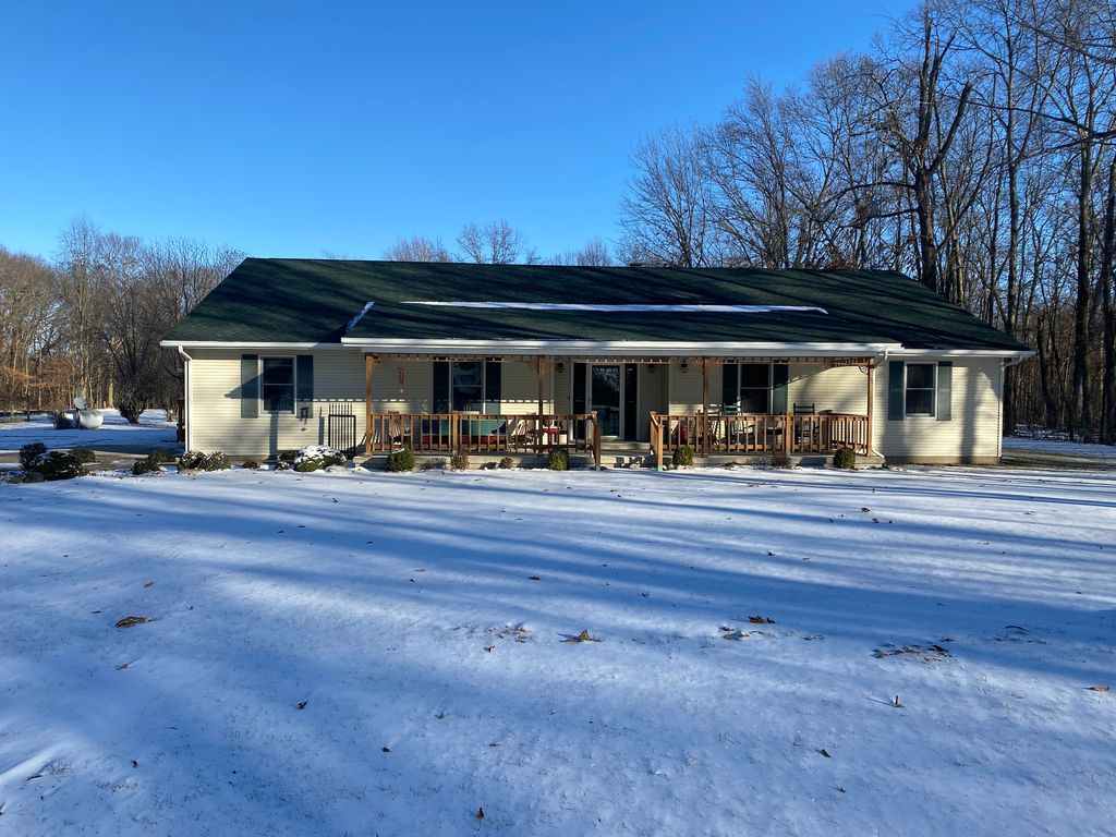 16000 N County Rd #2300, Oakland, IL 61943 | Trulia