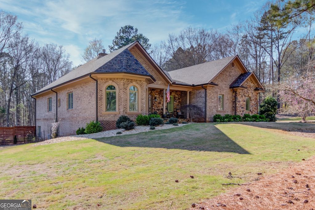 744 Antrim Glen Rd, Hoschton, GA 30548 - See Est. Value, Schools & More