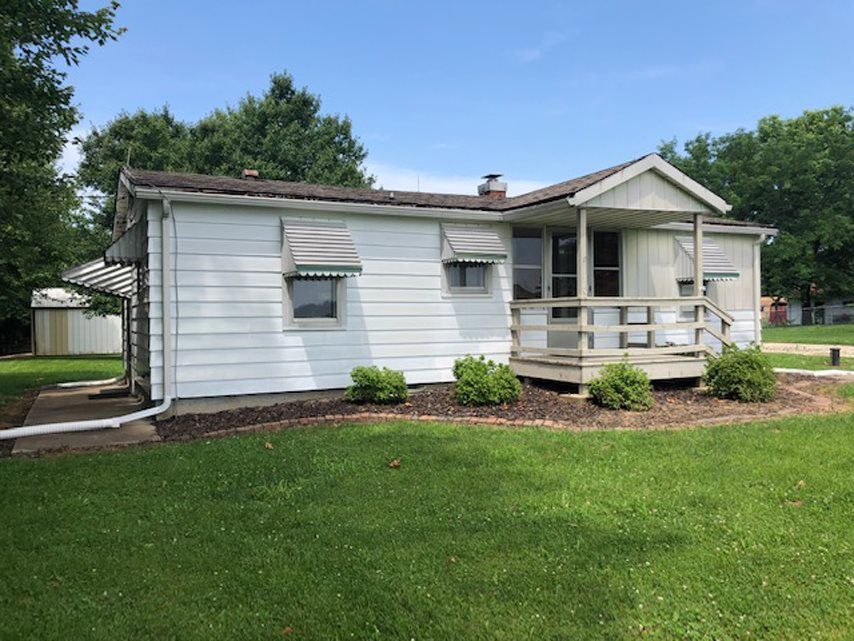 8423 S Shryock Rd, Glasford, IL 61533 - See Est. Value, Schools & More
