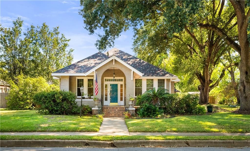 2305 Jackson St, Alexandria, LA 71301 | MLS# 2418164 | Trulia