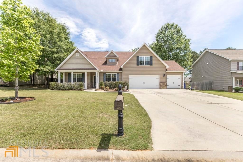 206 Christopher Luke Cir, Perry, GA 31069 - See Est. Value, Schools & More