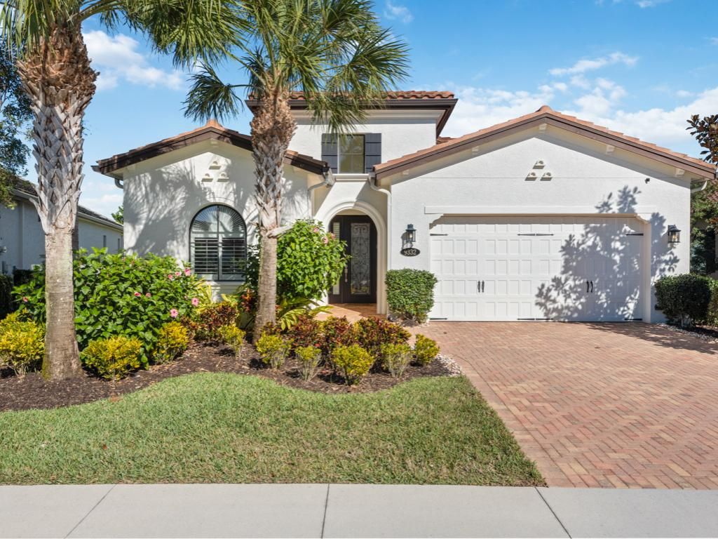 9332 Woodhurst Dr, Naples, FL 34120 - See Est. Value, Schools & More