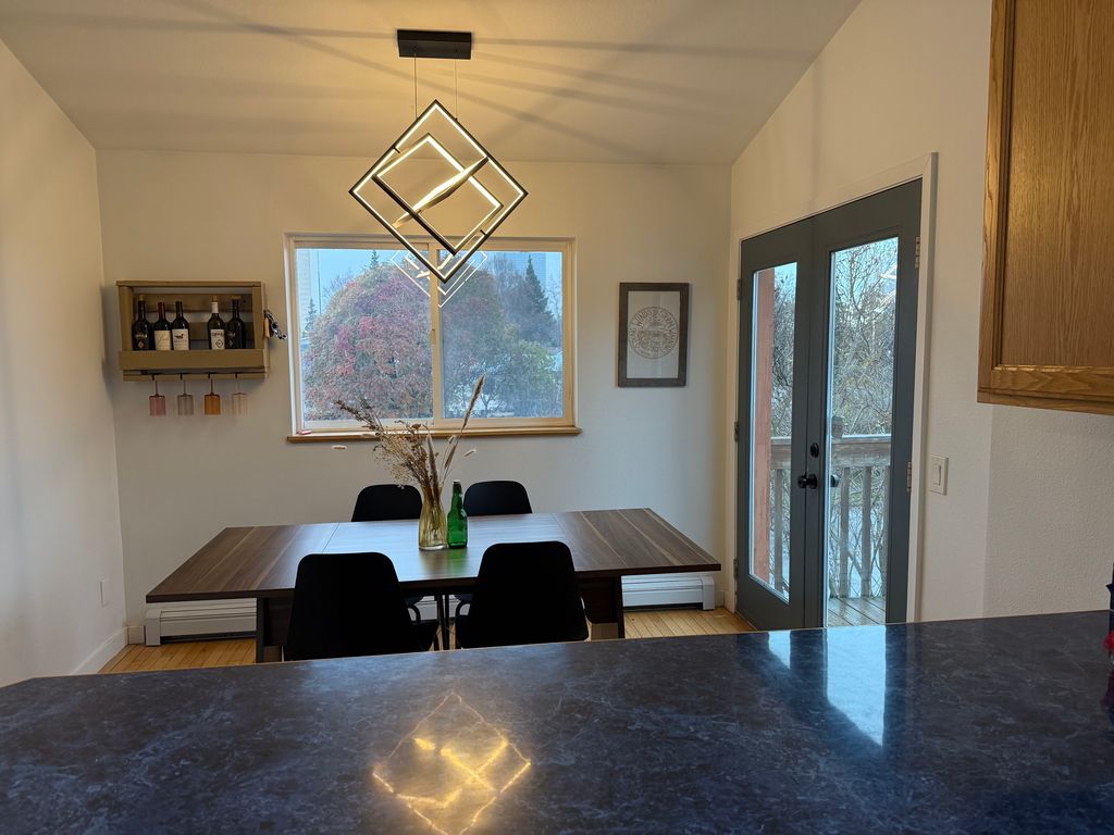 1302 F St #A, Anchorage, AK 99501 | Trulia