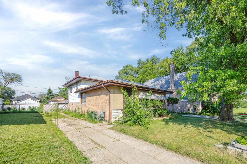 14403 Lincoln Ave, Dolton, IL 60419 - See Est. Value, Schools & More