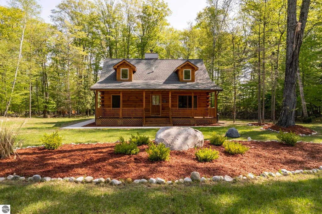 11264 Beechwood Dr, Kewadin, MI 49648 - See Est. Value, Schools & More