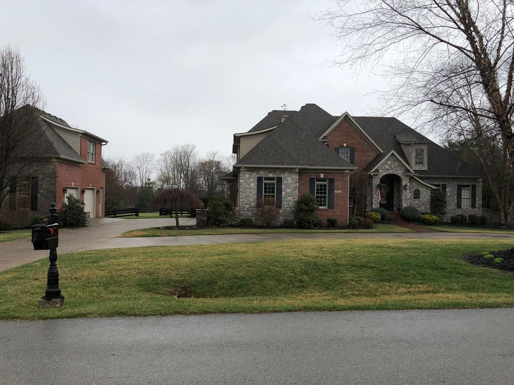 9005 Reserve Dr, Prospect, KY 40059 - See Est. Value, Schools & More