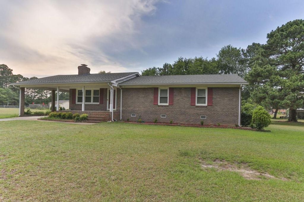 152 Westfield Dr, Rockingham, NC 28379 - See Est. Value, Schools & More