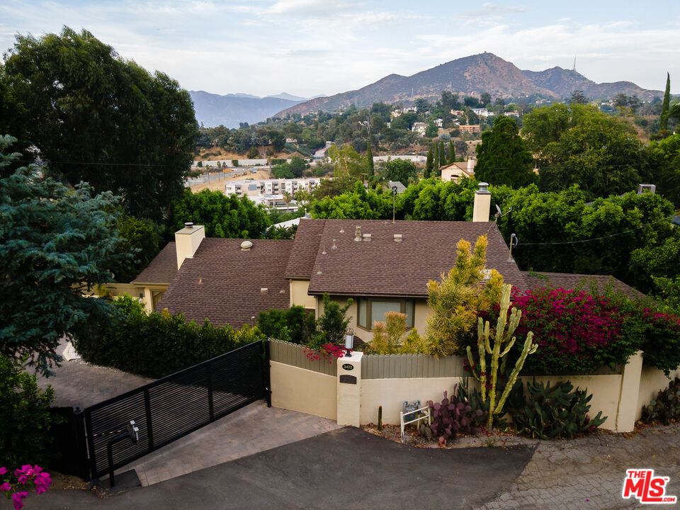 3425 Ione Dr, Los Angeles, CA 90068 | Trulia