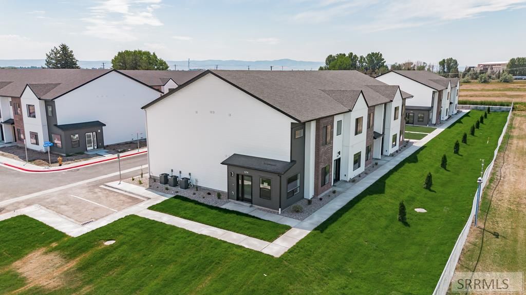 1281 W Meadow Lark Ln #L24, Idaho Falls, ID 83402 | MLS# 2179958 | Trulia