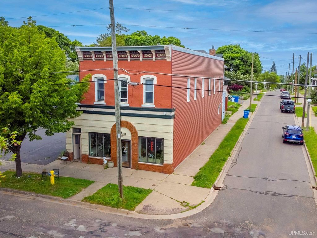 131 E Michigan St, Marquette, MI 49855 | MLS# 50144743 | Trulia