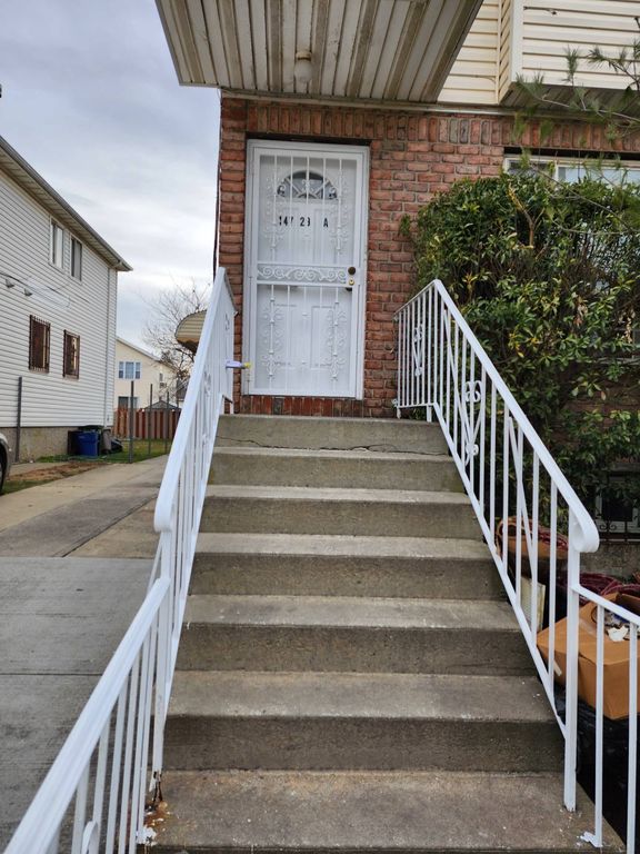 147-29 Springfield Ln #2, Springfield Gardens, NY 11413 | Trulia