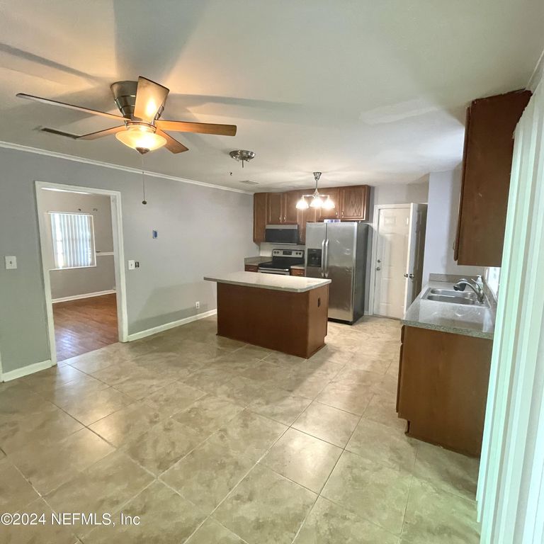 7469 GREENWAY Drive, Jacksonville, FL 32244 | MLS# 2033220 | Trulia