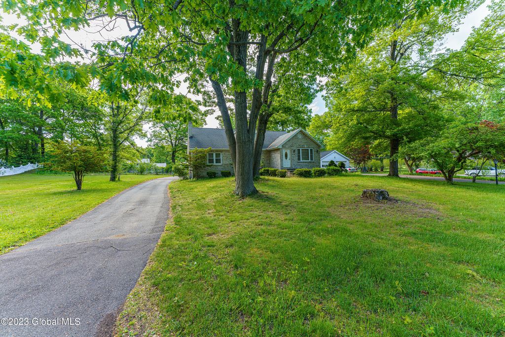 111 Vly Road, Albany, NY 12205 - See Est. Value, Schools & More