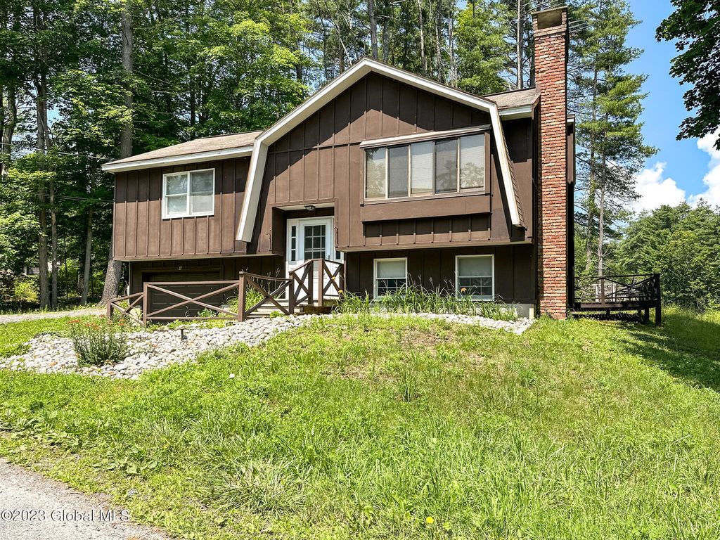 8 Heritage Village Road, Bolton Landing, NY 12814 - See Est. Value ...