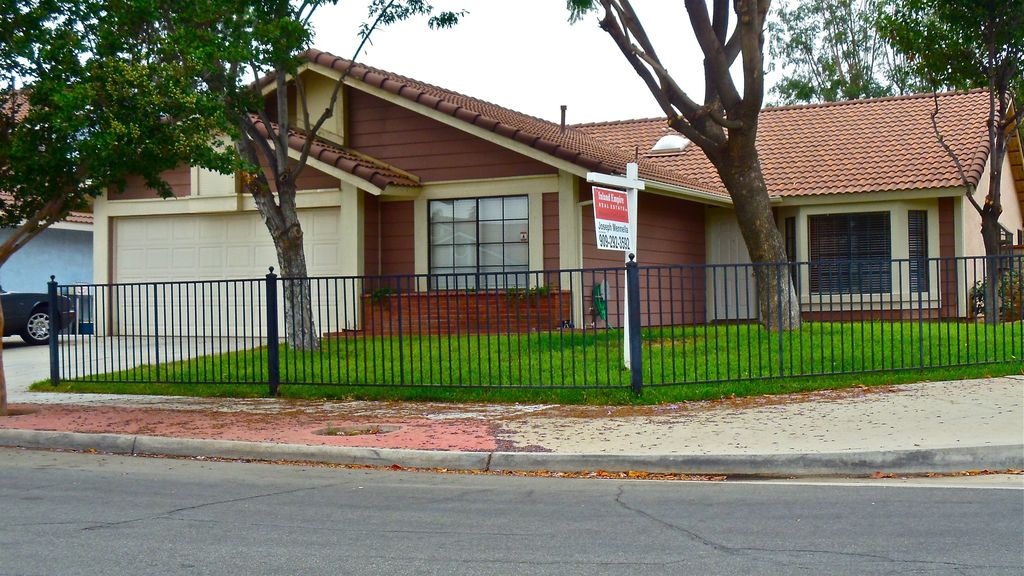 13605 Stockbrook Rd, Moreno Valley, CA 92553 - See Est. Value, Schools ...