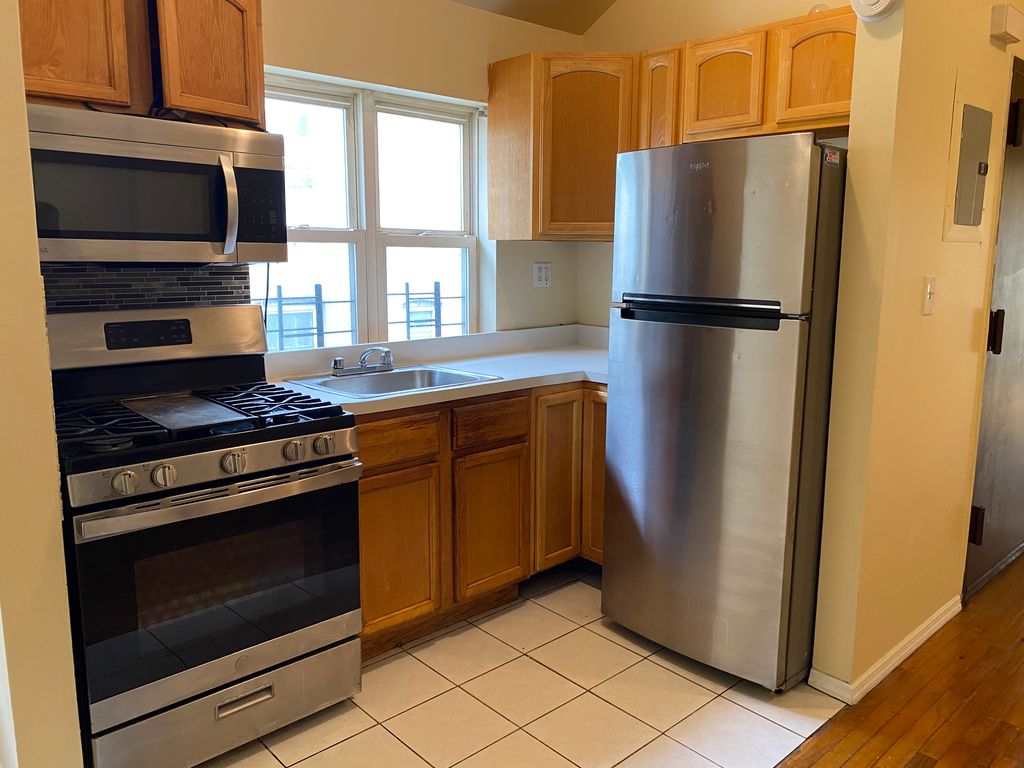 453 E 45th St #2, Brooklyn, NY 11203 | Trulia