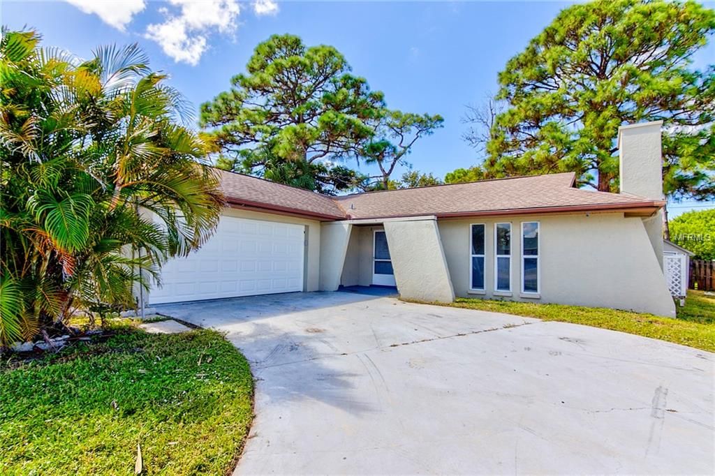 2950 Shamrock Dr, Venice, FL 34293 - See Est. Value, Schools & More