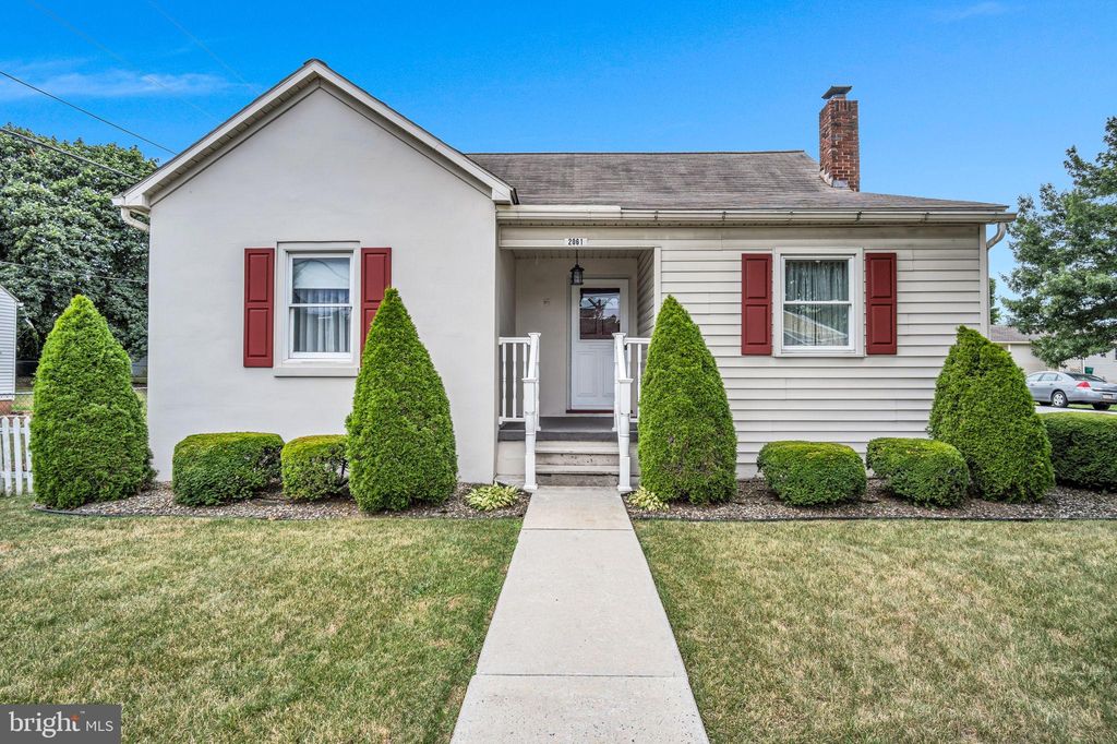 2061 W Trindle Rd, Carlisle, PA 17013 - See Est. Value, Schools & More