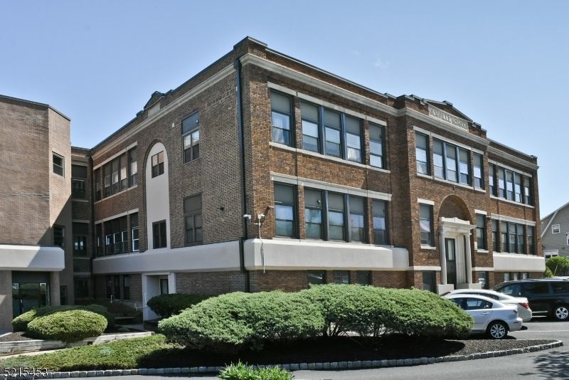124 E Main St #304, Denville, NJ 07834 - See Est. Value, Schools & More